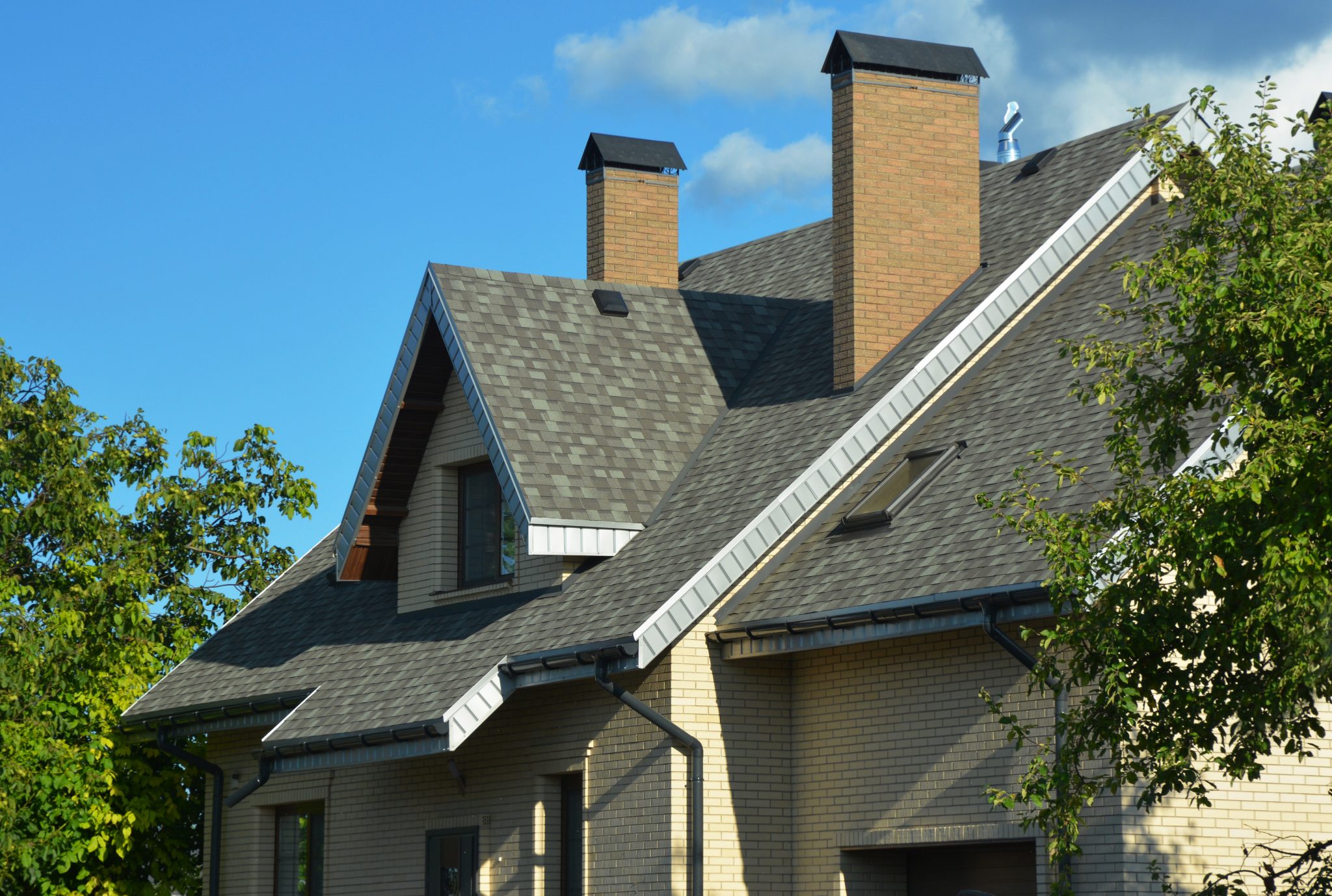 Are Metal Roofs Cheaper Than Shingles | Long-Term Value