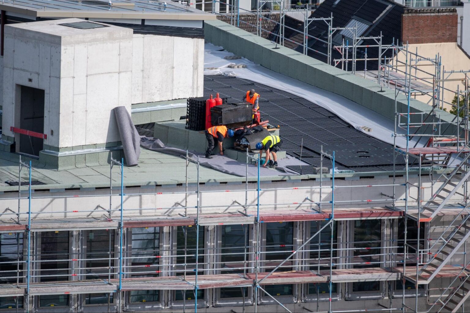 Florida Roof R-Value Code 2025: What Homeowners Must Know